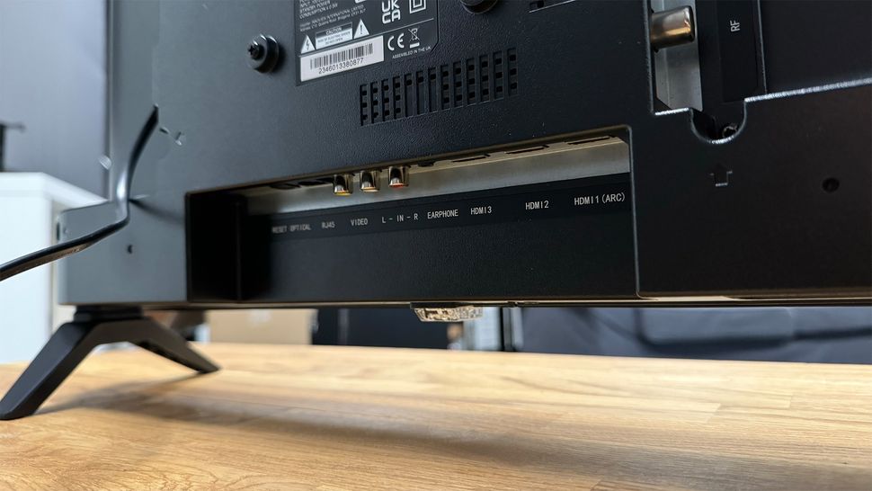 RCA Roku TV 24-inch (RK24HF1) review: small, smart and capable | What ...