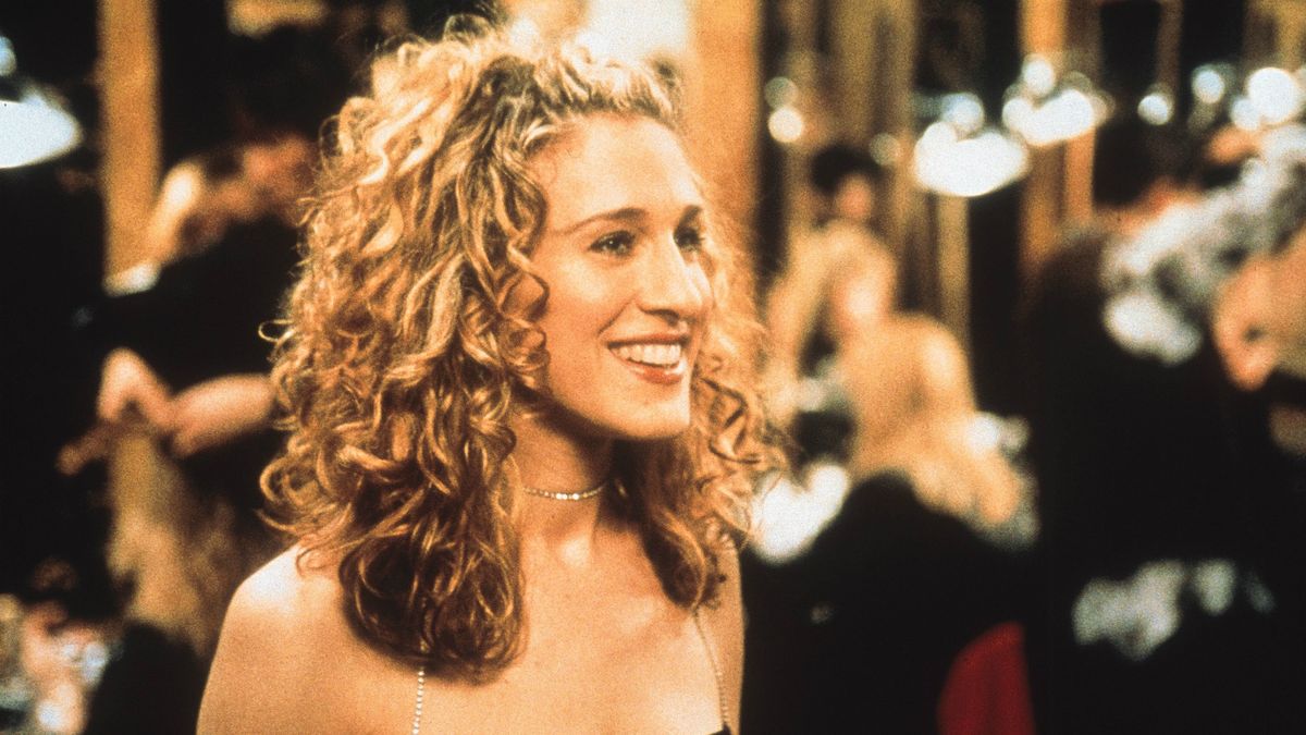 How to survive New Year's Eve as a singleton | Marie Claire UK