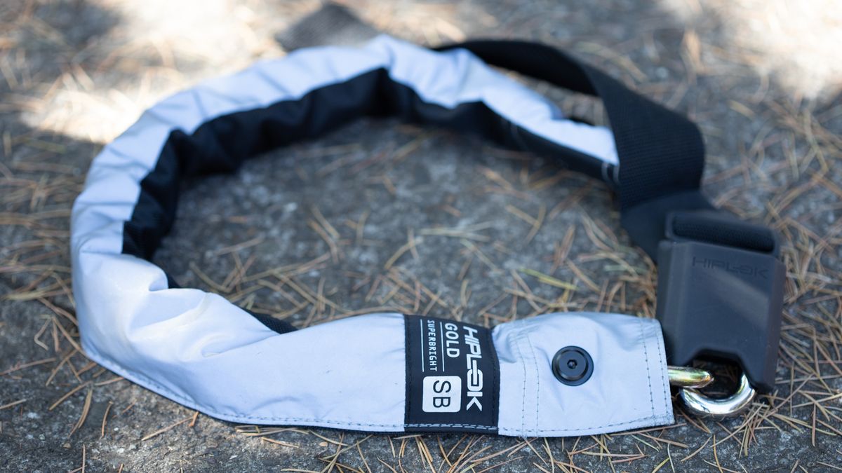 Hiplok Gold bike lock review: A big, heavy, chain that’s easy to use ...
