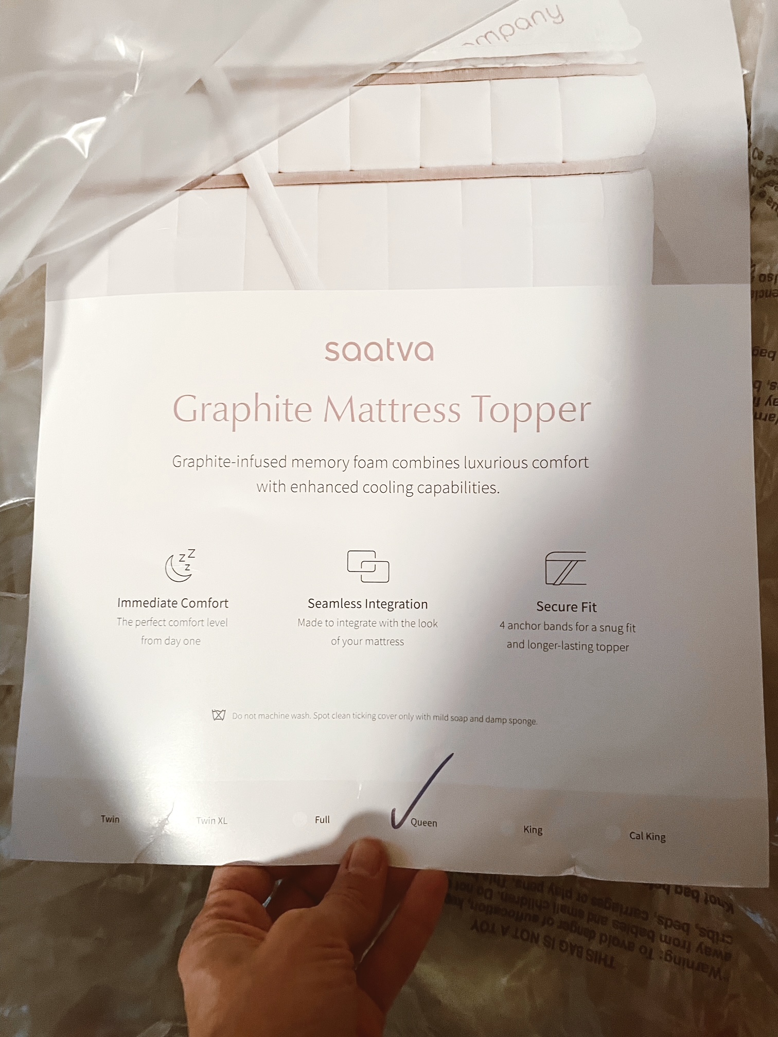 Saatva Graphite Mattress Topper Review | Homes & Gardens
