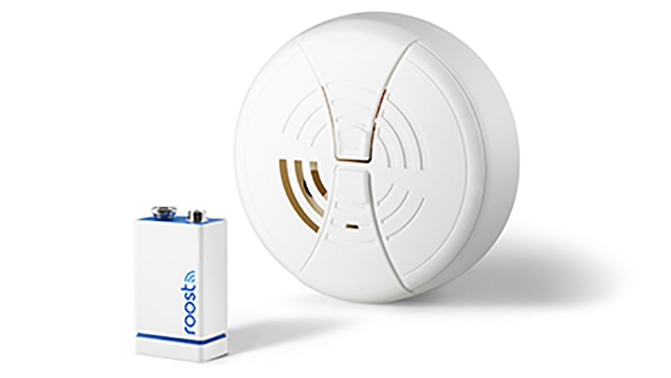 Roost Smart Battery v. 2.0 Review: Add Smarts to Your Smoke Detector ...