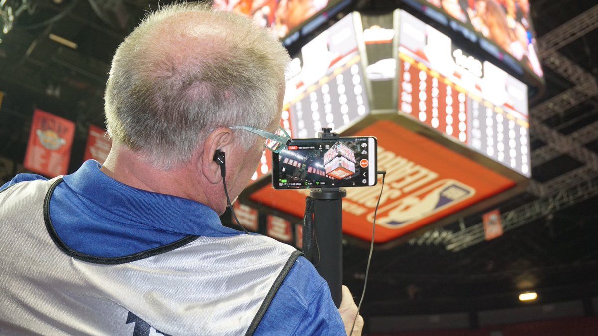 NBA airs first ever sports event shot on camera phones (Samsung Galaxy ...