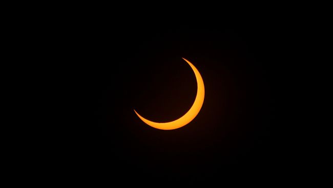 The new moon of March 2025 creates a partial solar eclipse this weekend ...