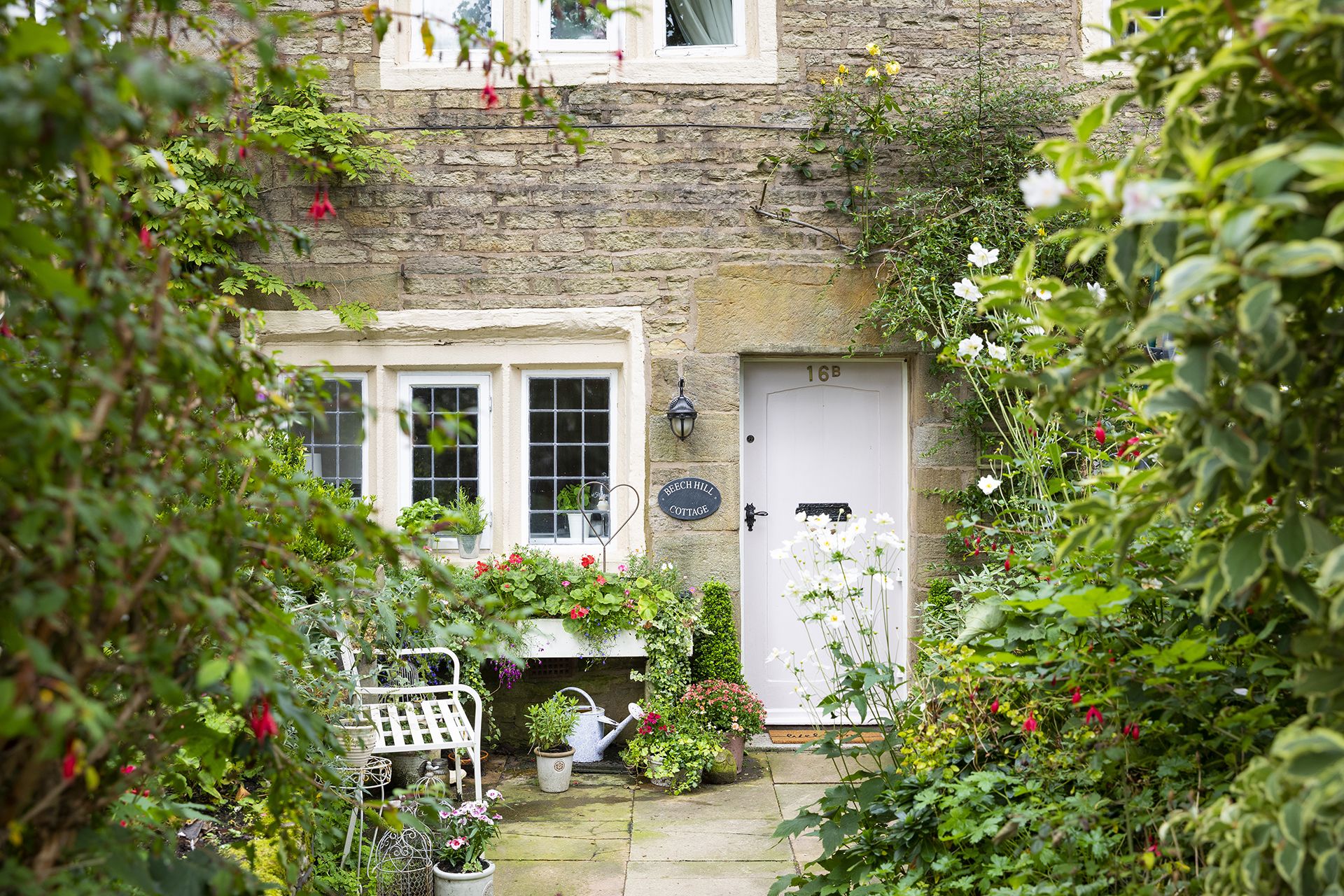 This listed Yorkshire cottage is full of pretty country charm | Homes ...