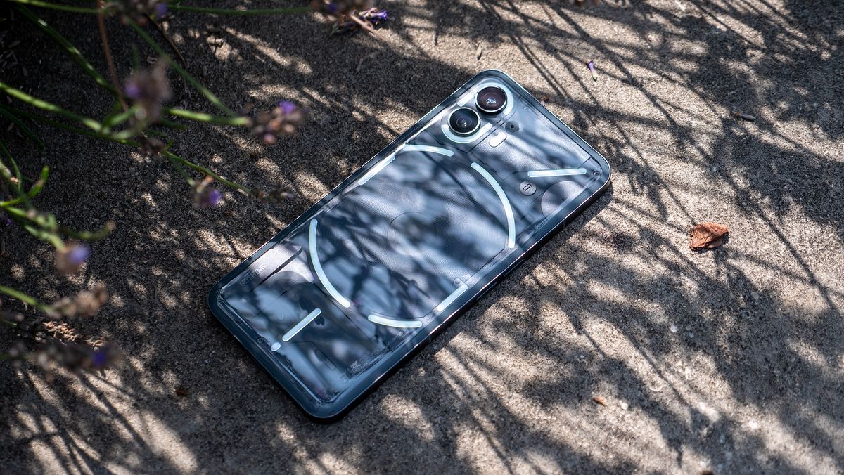 These Android phones support wireless charging | Android Central