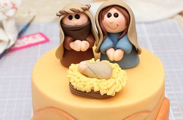 Nativity cake toppers and decorations - Mary, Joseph and Jesus | GoodtoKnow