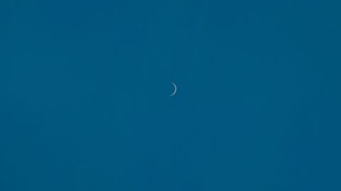 Why Venus is now a slim crescent and will disappear from the evening ...