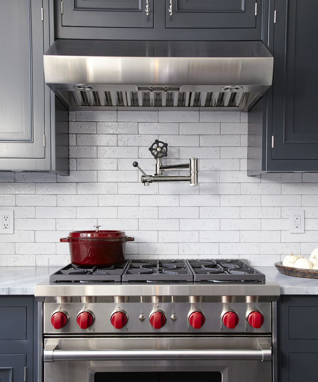 Pot fillers are trending – kitchen design experts approve | Homes and ...