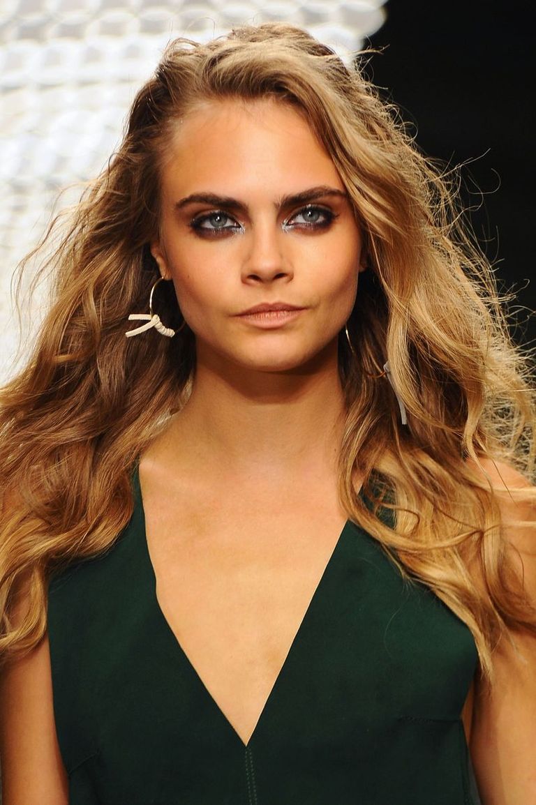 25 Stunning Photos of Cara Delevingne - Cara Delevingne Photos | Marie ...
