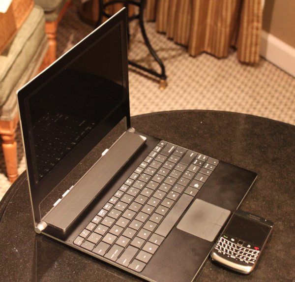 Hands-On with Canoe Lake, Intel's Super Thin, Dual Core Netbook ...