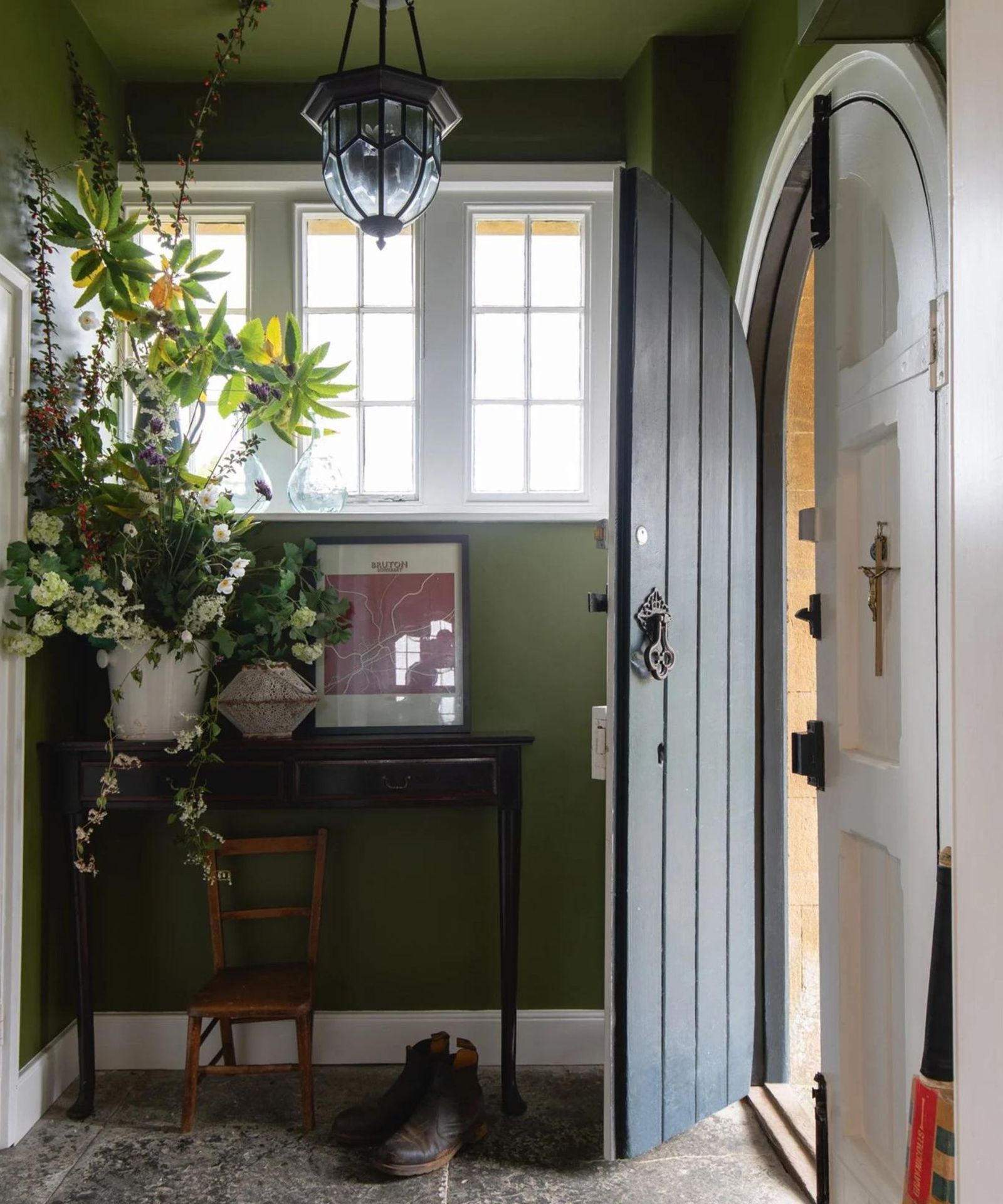 Shea McGee's top 3 tips to elevate a small entryway | Homes and Gardens