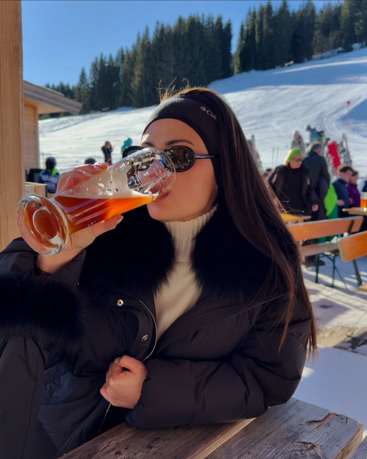 7 Skiing Hairstyles to Take You From The Slopes to Après | Who What Wear