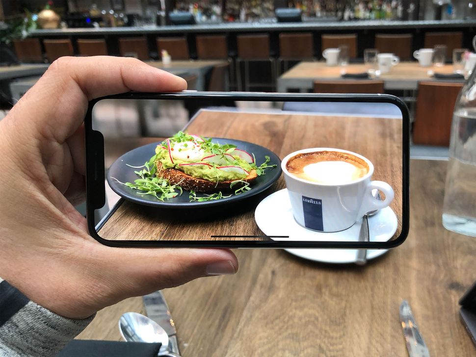 How the iPhone X cameras and Slow Sync Flash work | iMore