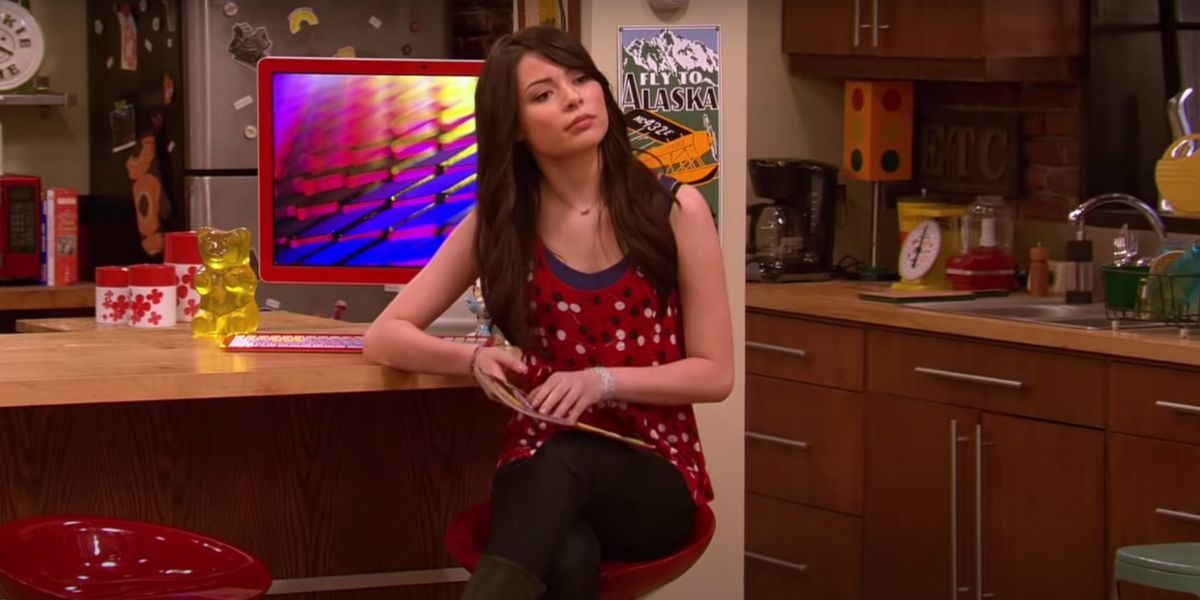 Miranda Cosgrove's iCarly Revival Made A Big Change Behind The Scenes ...