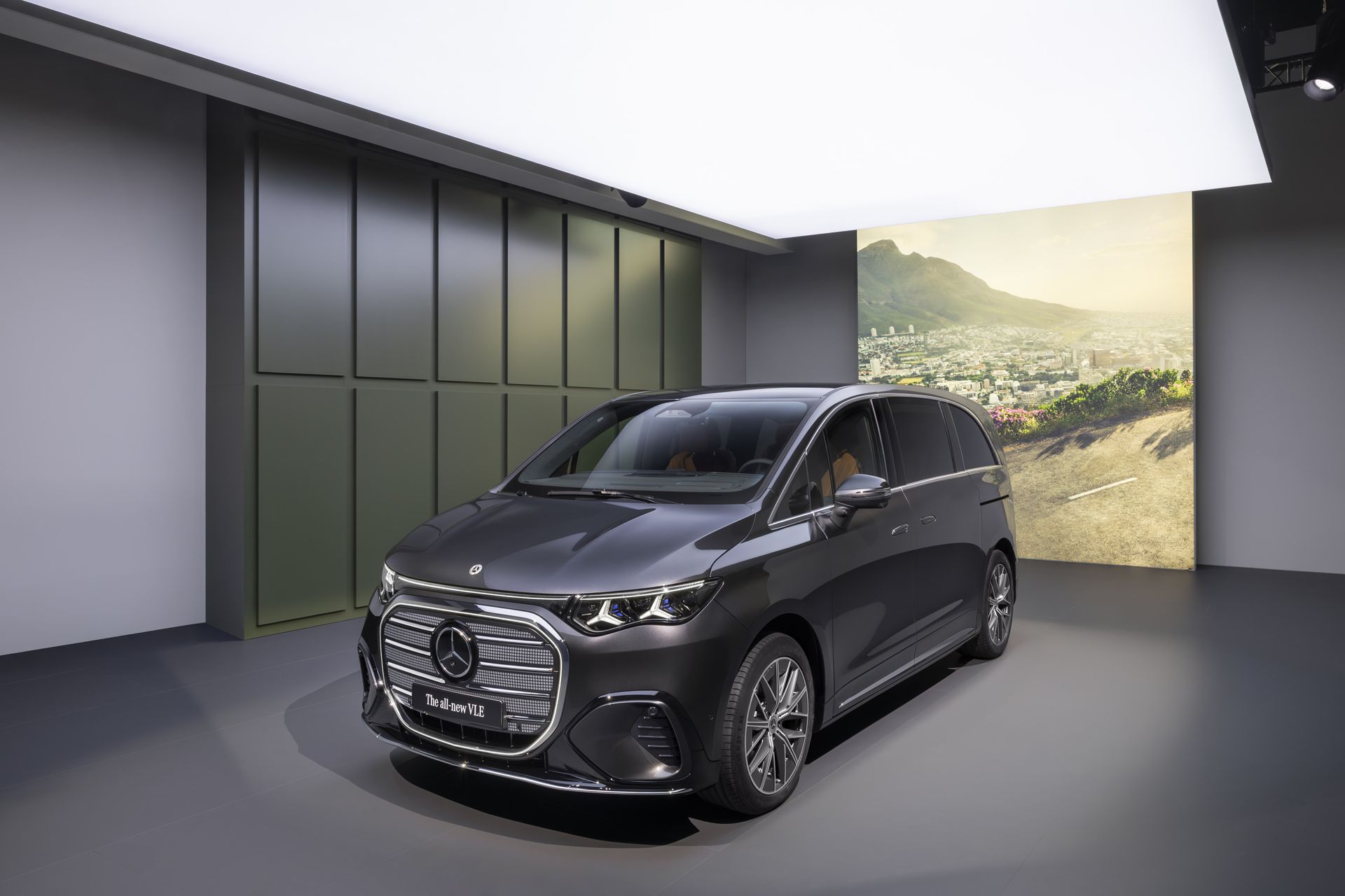 New Mercedes VLE and Renault R-Space Lab herald MPV comeback | Wallpaper*