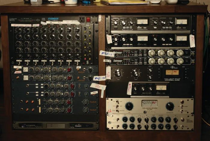 Slash Reveals the Method Behind His Riff-Writing Madness | GuitarPlayer