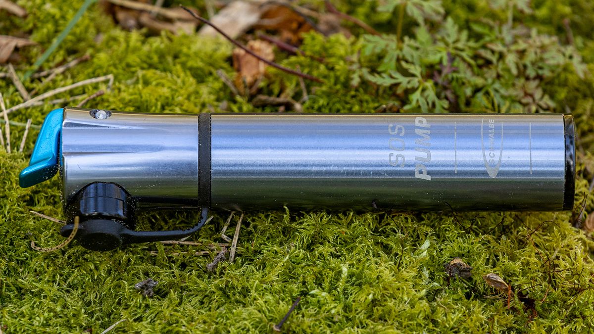 Schwalbe SOS Mini Pump review | Bike Perfect