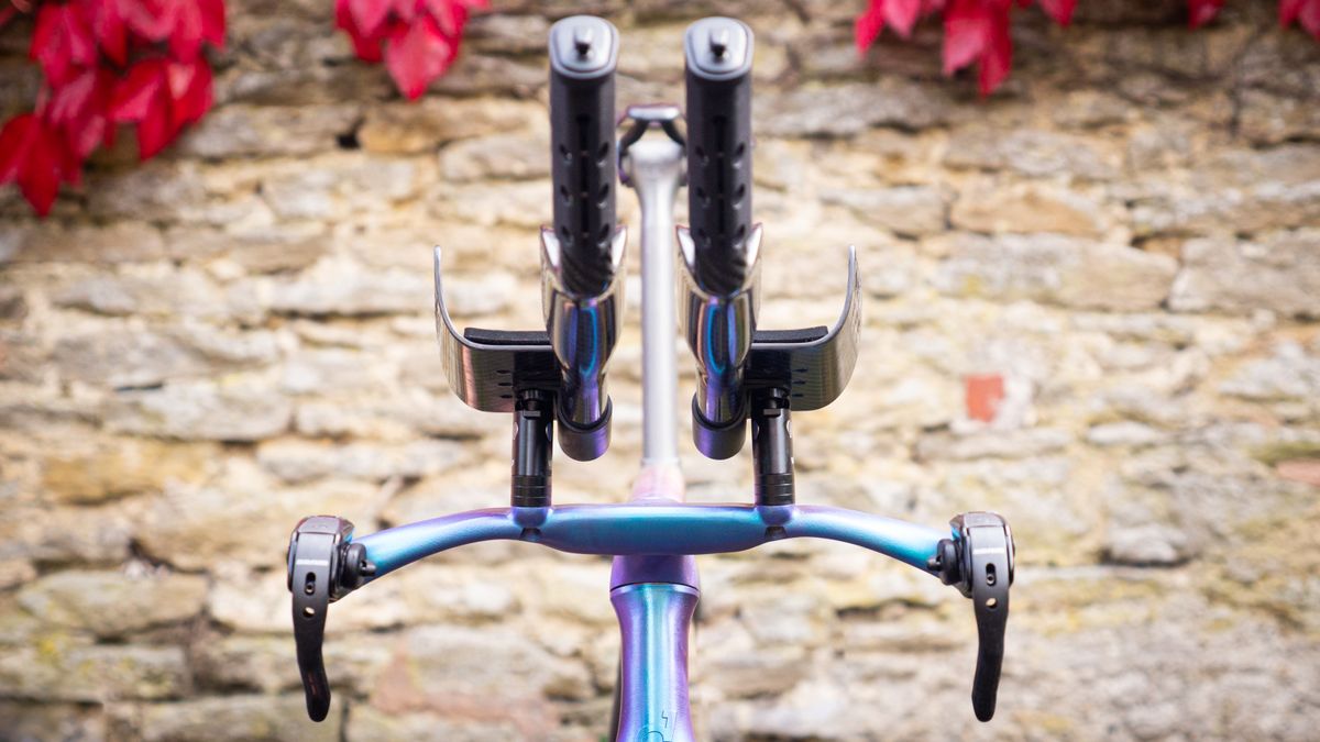 Gallery: Sturdy Cycles' custom-made, titanium, 3D-printed time trial ...