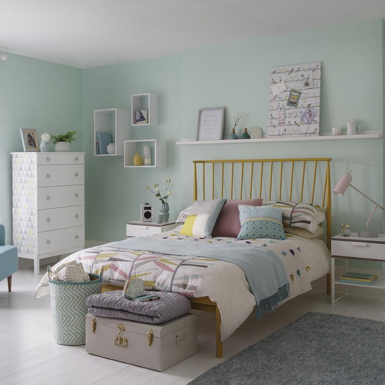 The top 10 things that makes a house a home revealed | Ideal Home