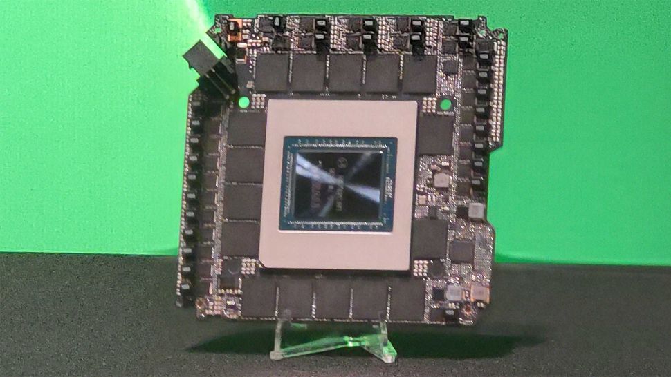 Nvidia's powerful RTX 5090 PCB is amazingly small yet pumps 575W of ...