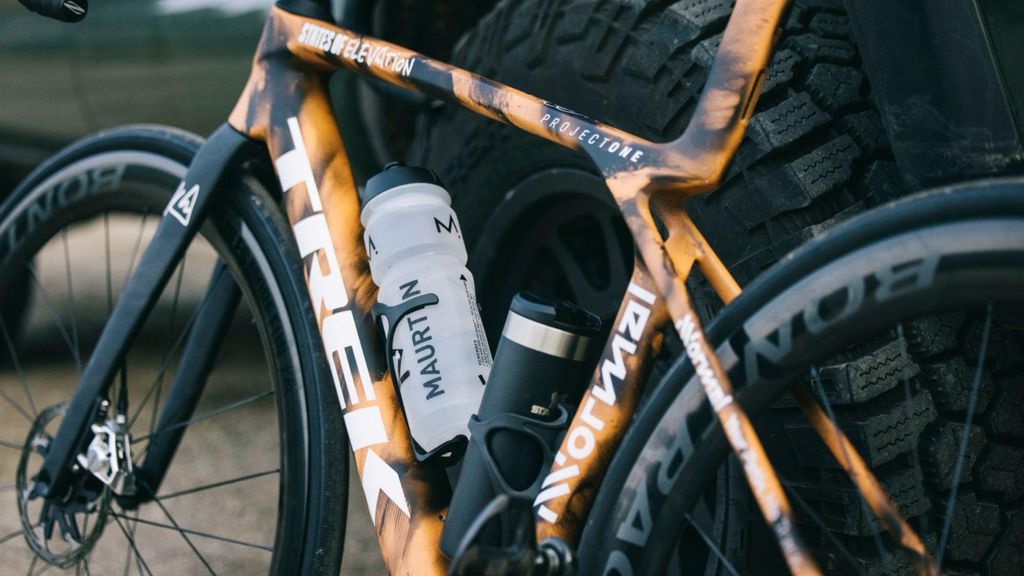 Endurance GOAT Kilian Jornet's new challenge: a Tour de France stage ...