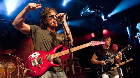 How Kane Roberts helped Alice Cooper reboot for the 1980s | GuitarPlayer