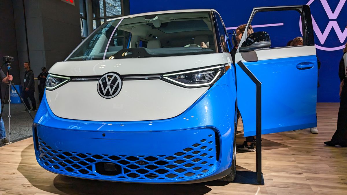 The Volkswagen ID. Buzz is the weirdest EV I’ve seen yet — here’s why I ...