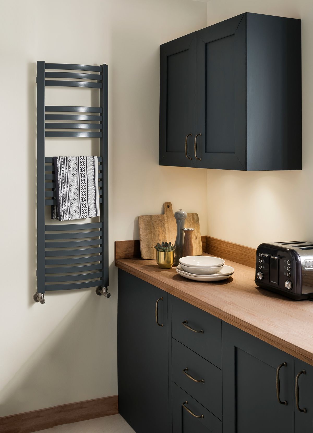Kitchen radiator ideas: Heating the heart of a home in style | Homebuilding