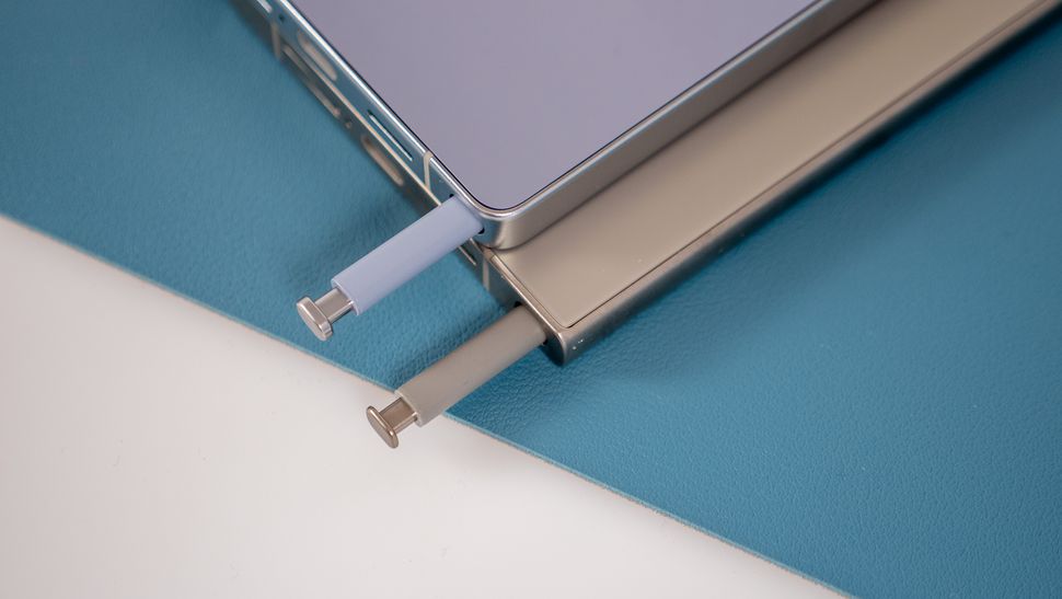 Mixed reports about a separate Bluetooth S Pen for the Galaxy S25 Ultra ...