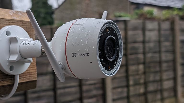 EZVIZ H3C 2K Smart Home Camera review: affordable, simple home security ...