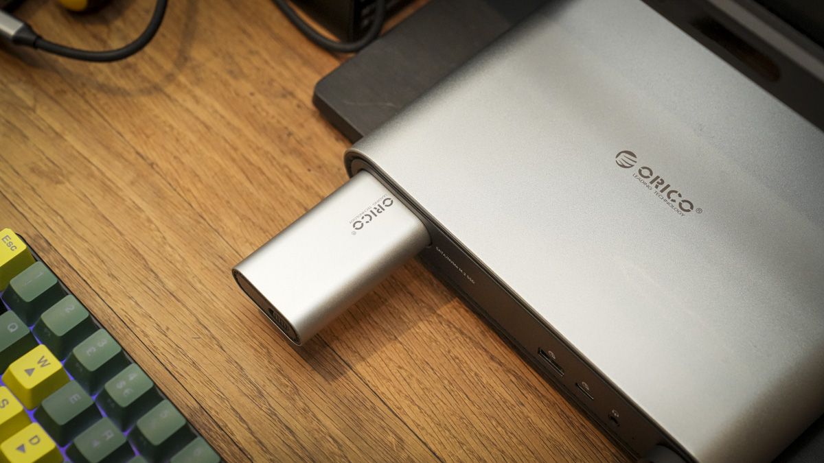 Orico PTM1 10-in-1 Docking Station with Module M.2 SSD Enclosure review ...