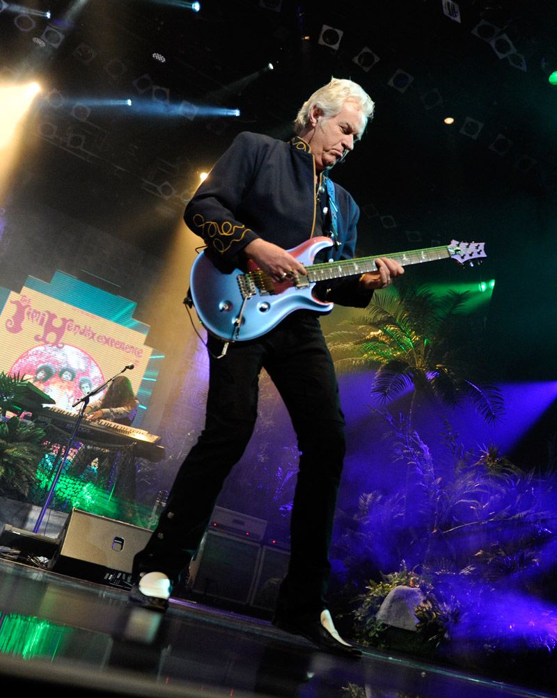 Guitarist Howard Leese Discusses 'Raiding the Rock Vault,' Heart and ...