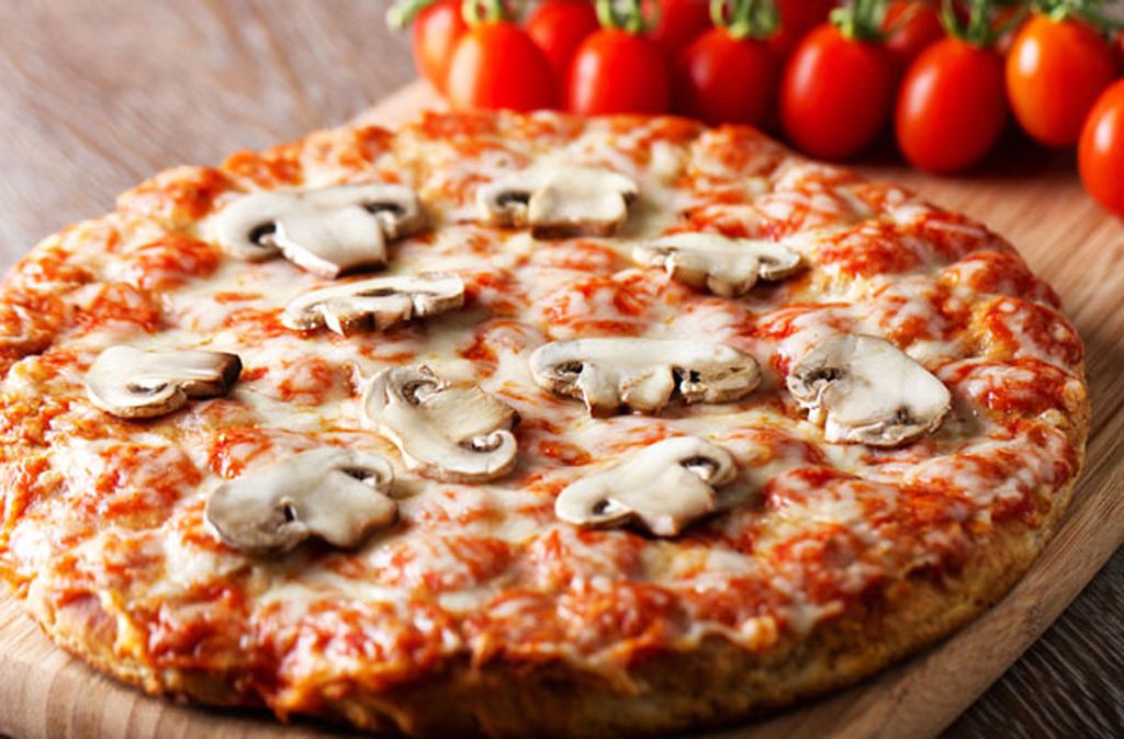 Pizza on a scone base | Baking Recipes | GoodtoKnow