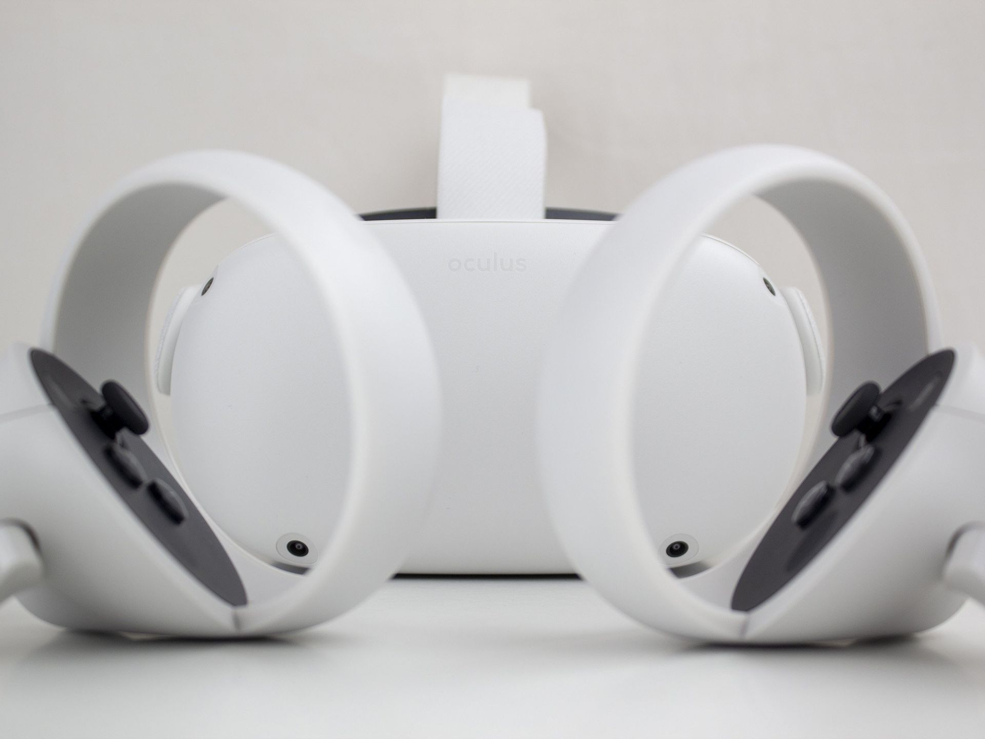 Can you order a replacement Touch Controller for the Oculus Quest ...