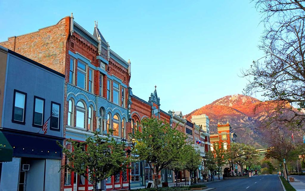 20 Great Places to Retire Near the Mountains | Kiplinger