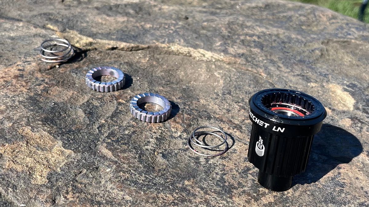 DT Swiss 1900 review | Bike Perfect