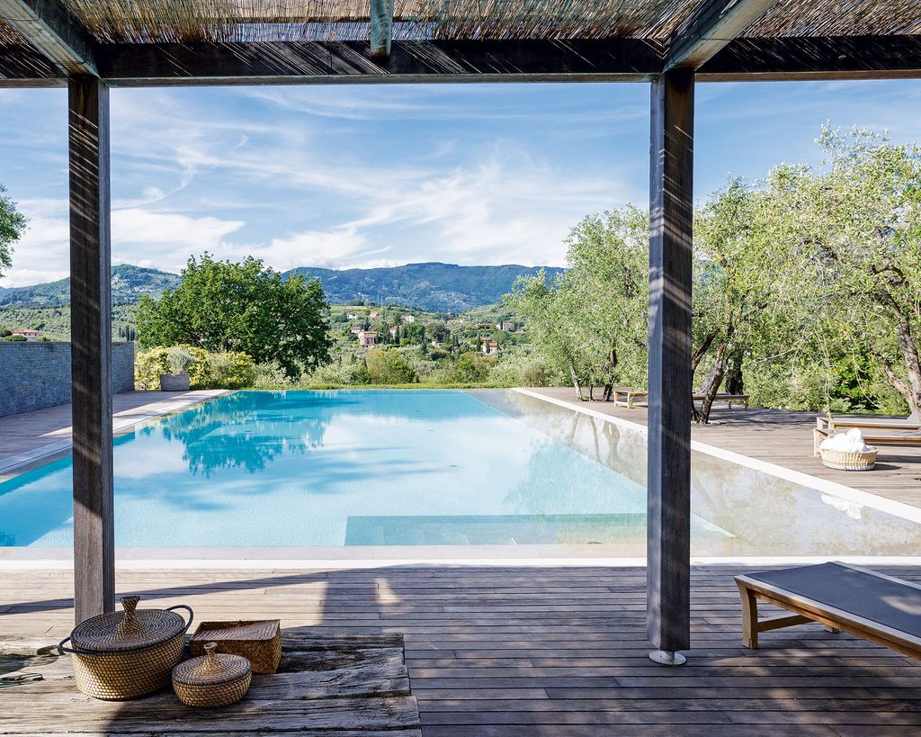 Pool deck ideas: 10 beautiful decks for around the pool | Homes and Gardens