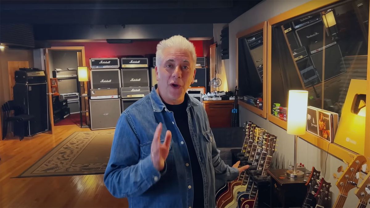 Rick Beato gives viewers a guided tour of his studio – including the ...