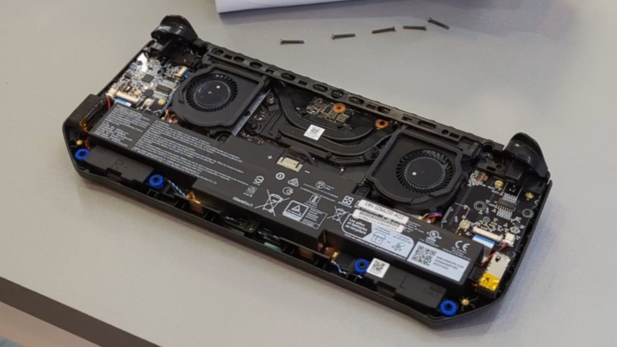 MSI Claw is available for pre-order — ready to drop $699 on the Intel ...