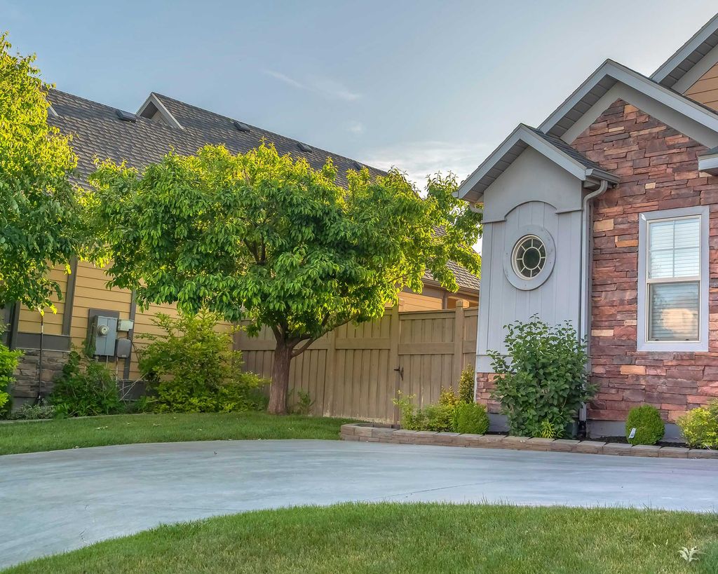 9 driveway updates to make your space look more inviting | Homes and ...