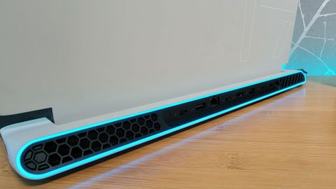 Alienware x17 R2 Review: Top-Tier Power and Style | Tom's Hardware