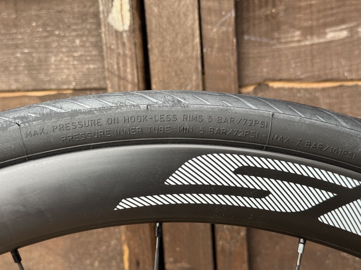 Pirelli Cinturato Velo review: grippy, versatile, and roll well, but ...