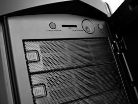 NZXT Phantom 820 Case Review: Conceptualized By Enthusiasts | Tom's Hardware