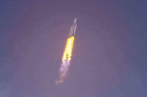 Amazing photos from SpaceX's Falcon Heavy USSF-44 mission | Space