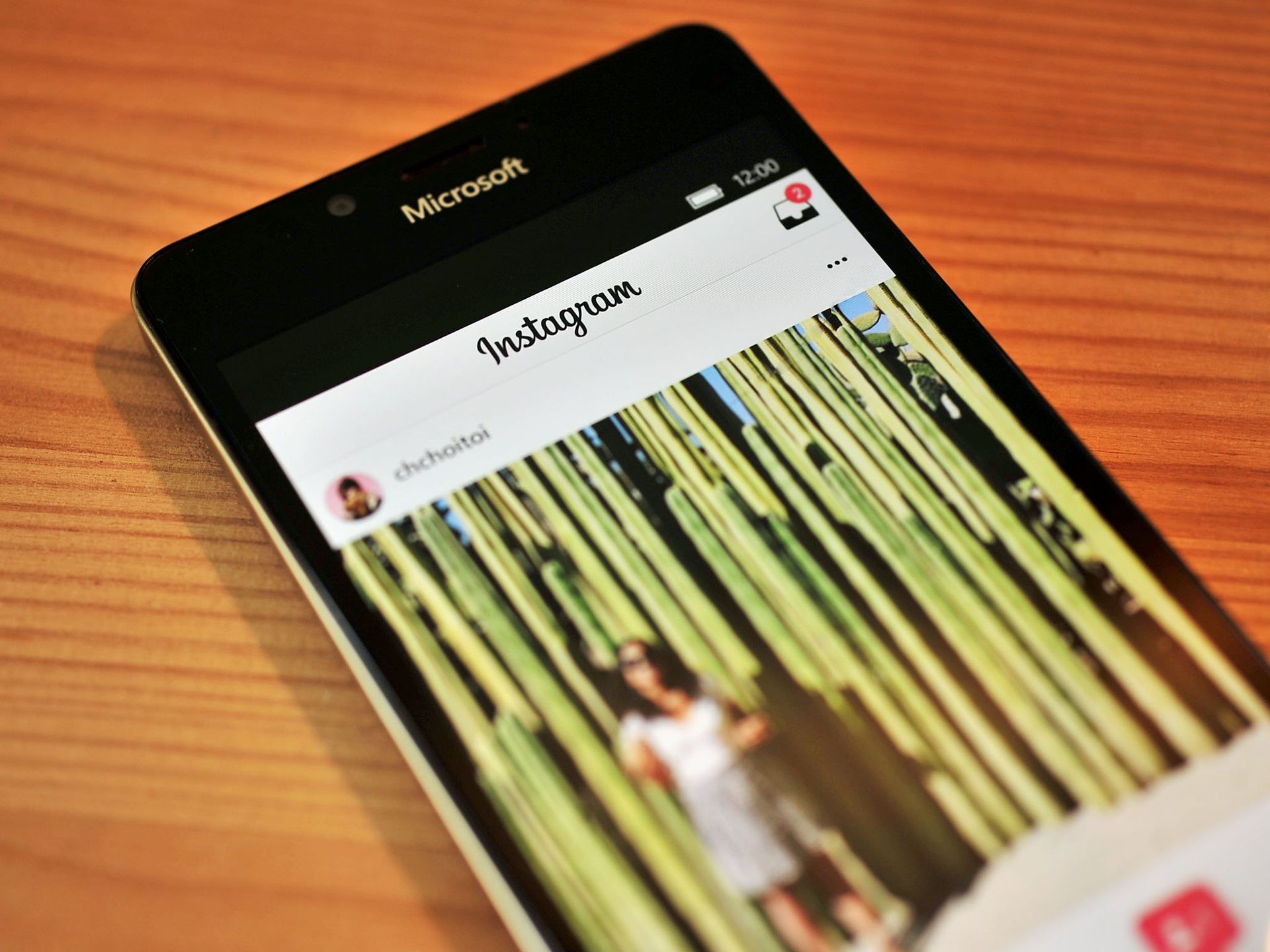 Instagram for Windows 10 Mobile once again available from the Microsoft ...