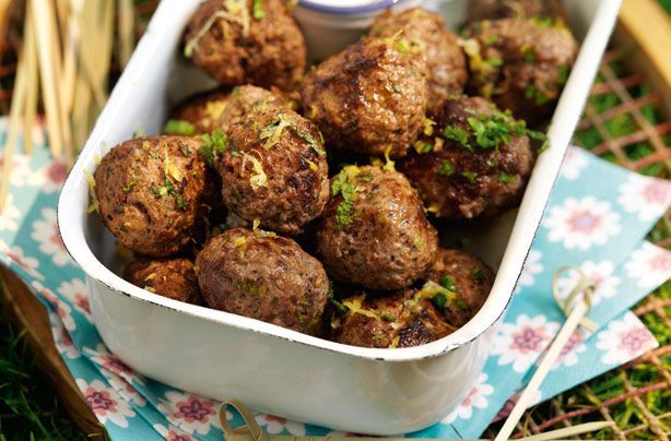 Slimming World’s picnic meatballs Recipes | GoodtoKnow