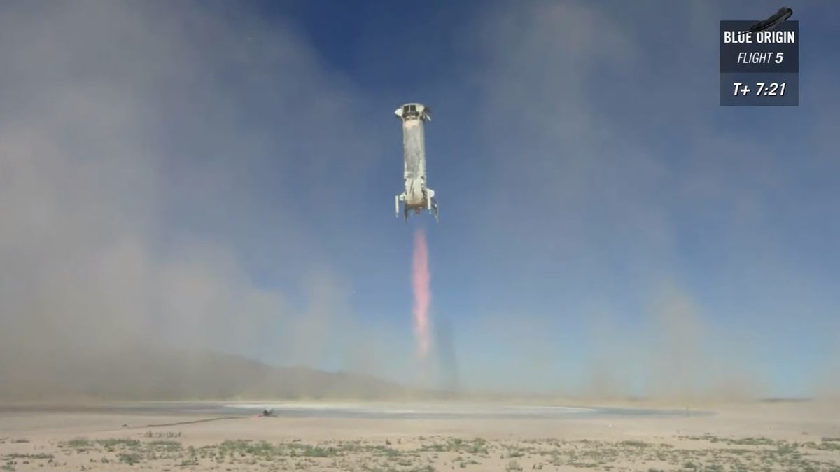 Jeff Bezos' Blue Origin Space Capsule Aces Dramatic In-Flight Escape ...