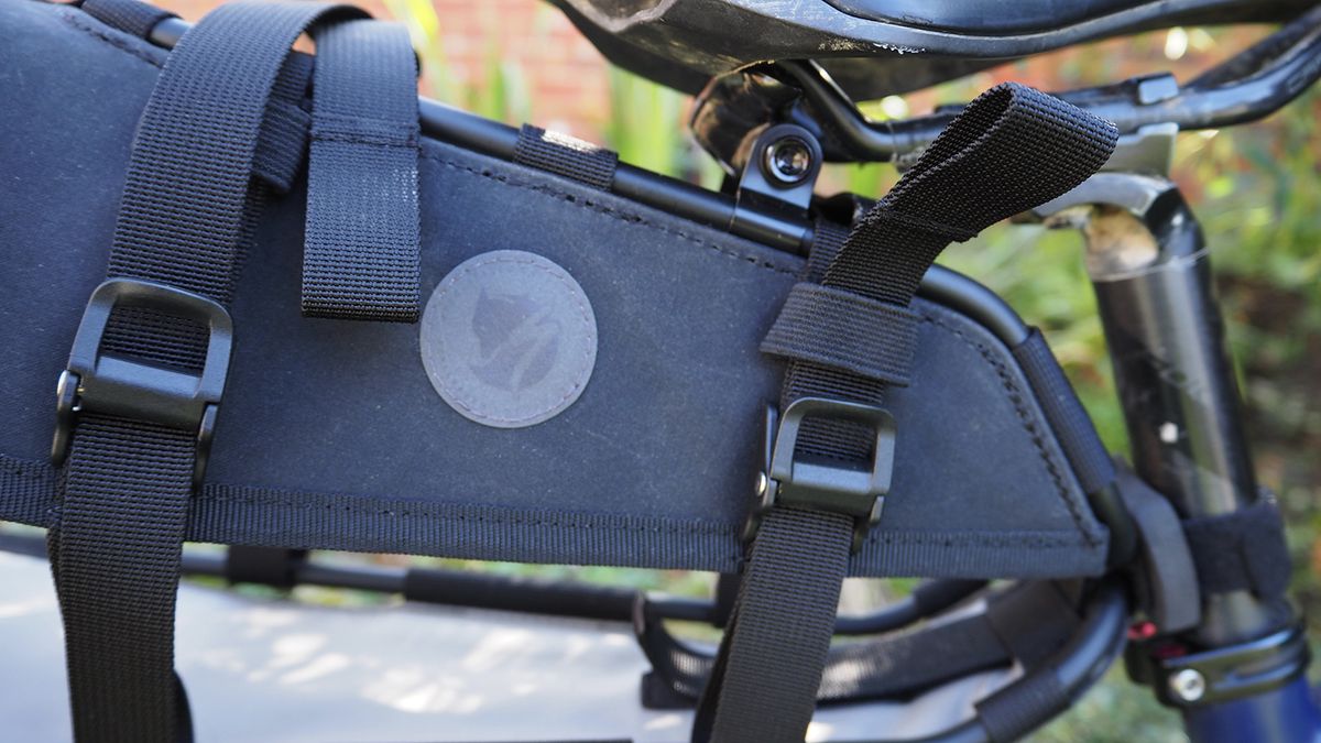 Fjallraven X Specialized Seat Bag Harness and 16L Dry Bag review ...