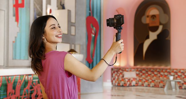 Canon gives vloggers everything they need in one handy kit! | Digital ...
