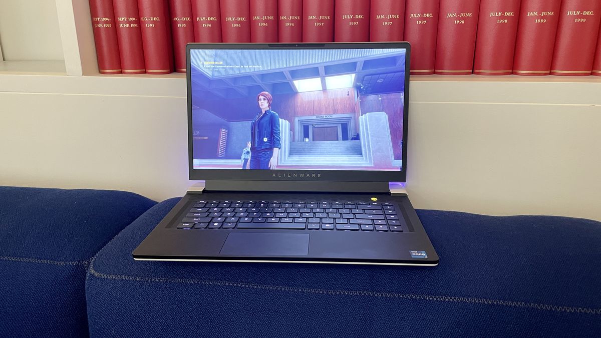 Alienware x15 R2 Review: Sleek Design, Stunning Display | Tom's Hardware